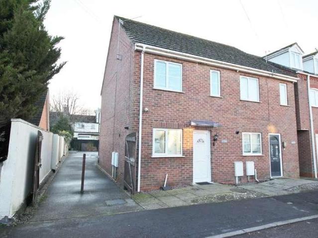 3 bed house for sale