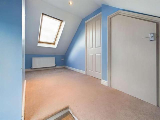 3 bed house for sale