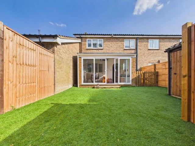 3 bed house for sale