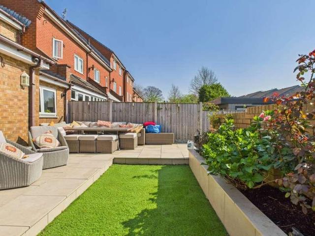 3 bed house for sale