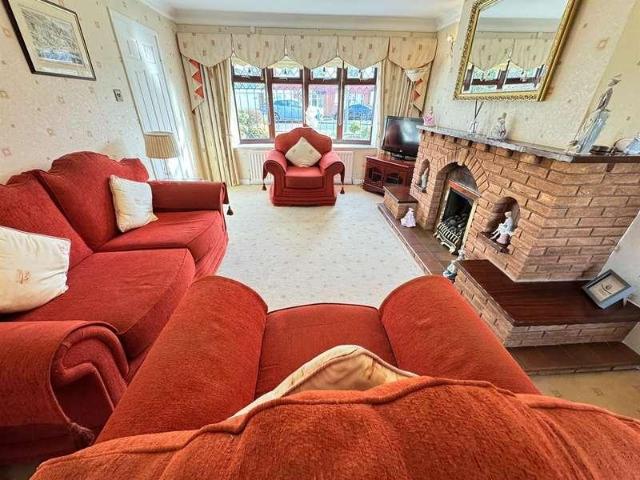3 bed house for sale