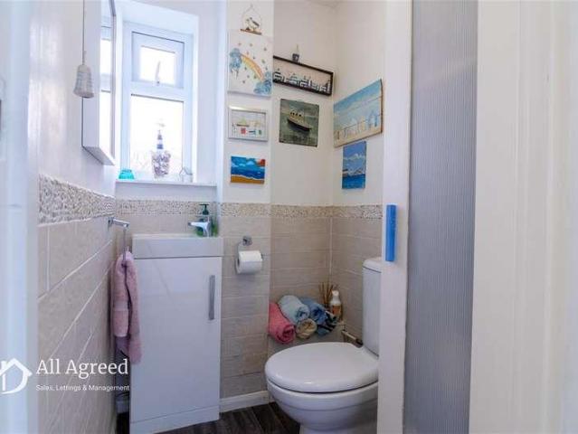 3 bed house for sale