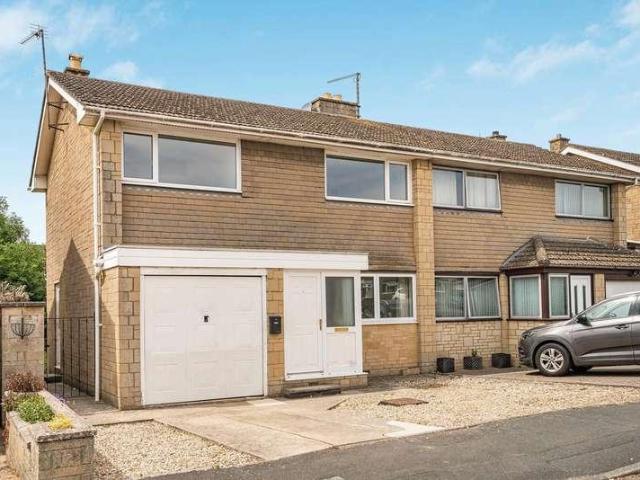3 bed house for sale