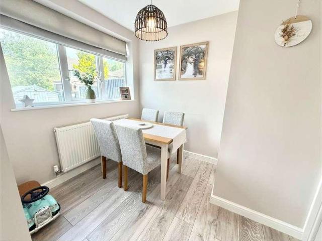 3 bed house for sale
