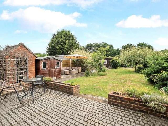 3 bed house for sale