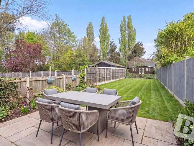 3 bed house for sale