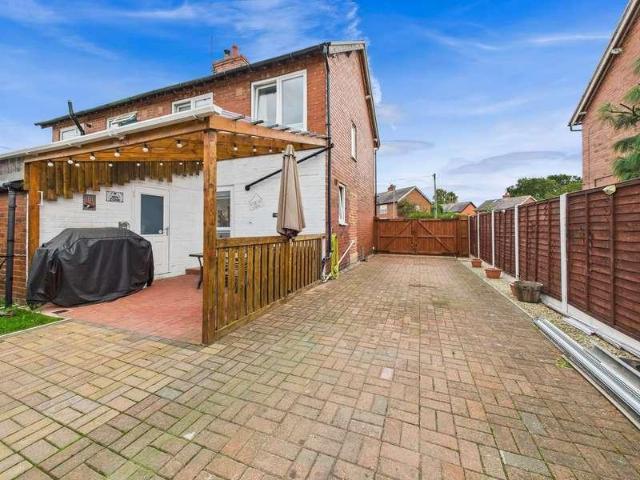 3 bed house for sale