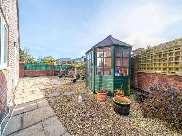 3 bed house for sale
