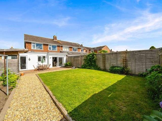 3 bed house for sale
