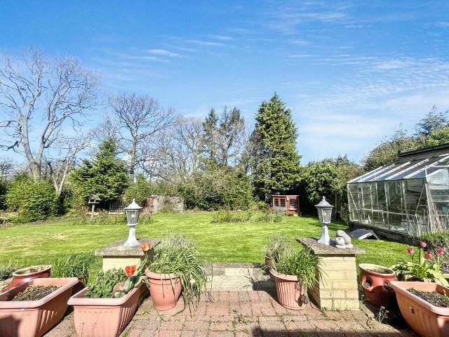 3 bed house for sale