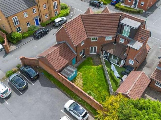 3 bed house for sale