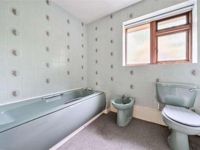 3 bed house for sale