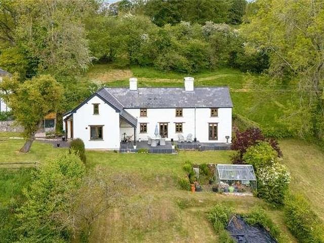 3 bed house for sale