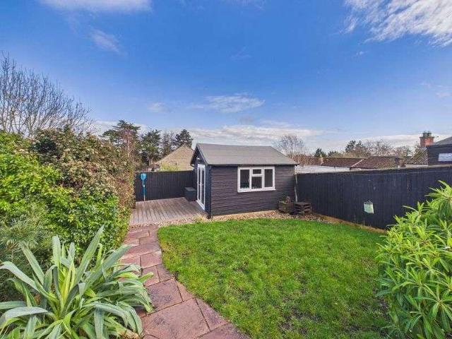 3 bed house for sale