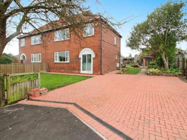 3 bed house for sale