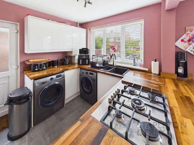 3 bed house for sale