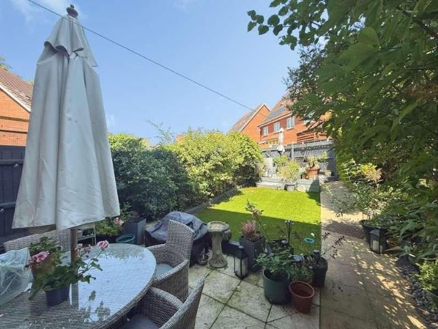 3 bed house for sale