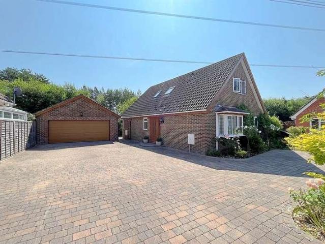 3 bed house for sale