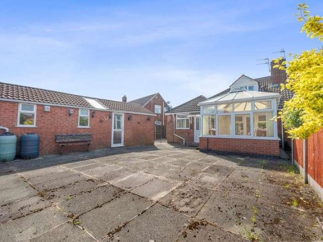 3 bed house for sale
