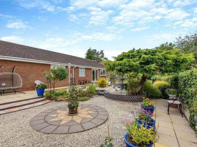 3 bed house for sale