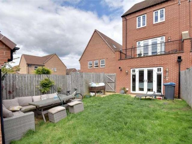 3 bed house for sale