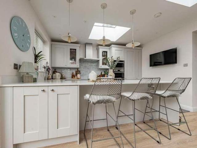 3 bed house for sale