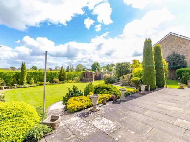 3 bed house for sale