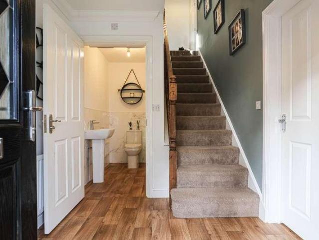 3 bed house for sale
