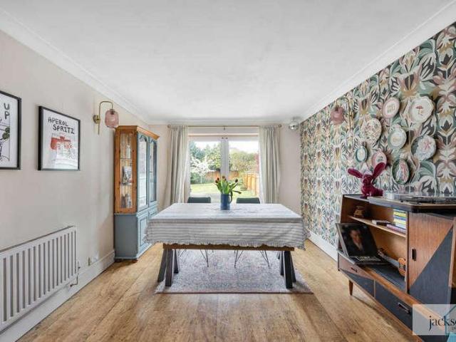 3 bed house for sale