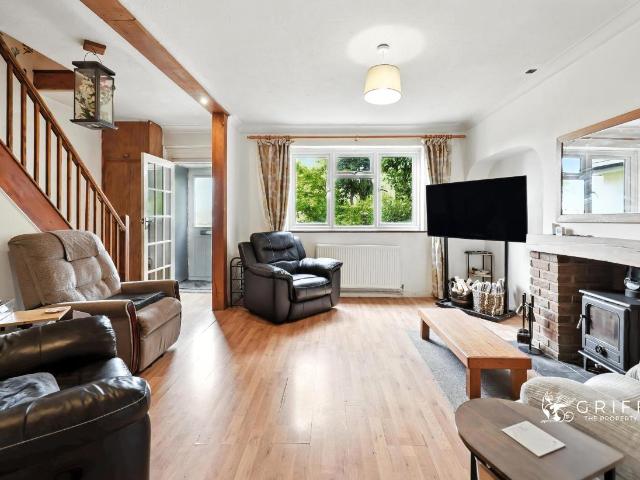 3 bed house for sale