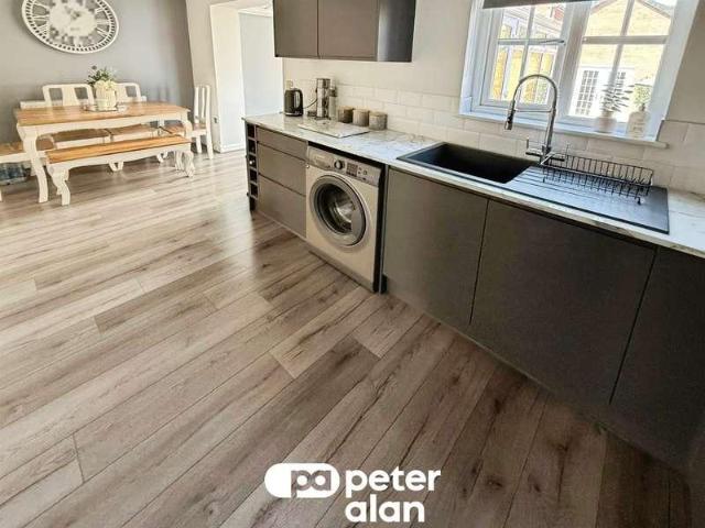 3 bed house for sale