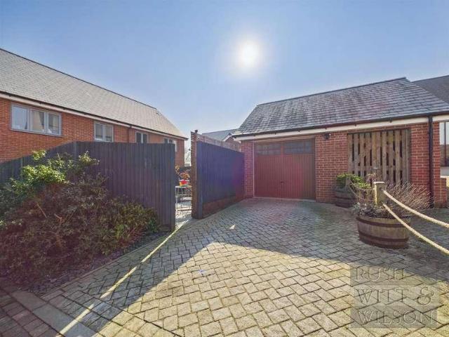 3 bed house for sale