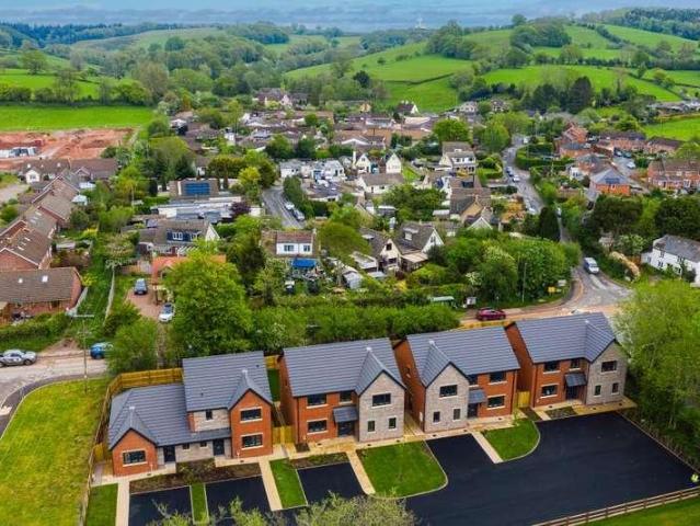 3 bed house for sale