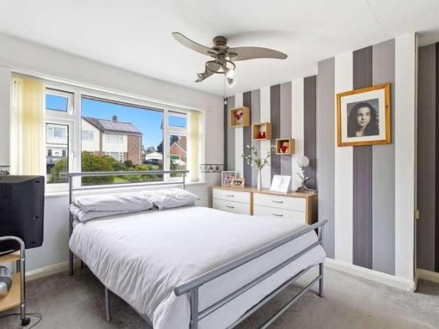 3 bed house for sale