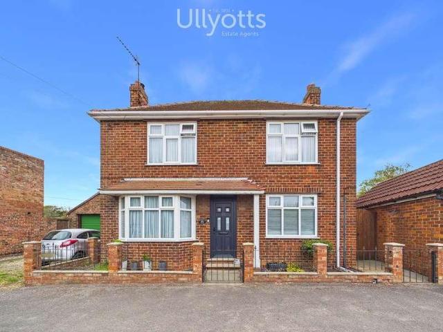 3 bed house for sale