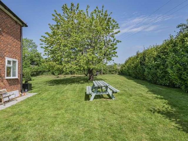 3 bed house for sale