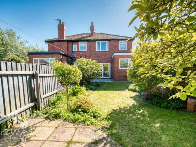 3 bed house for sale