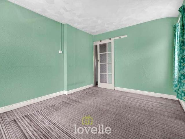 3 bed house for sale