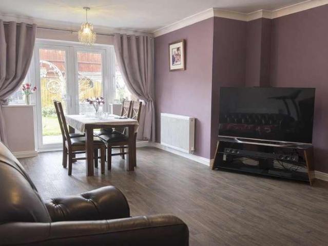 3 bed house for sale