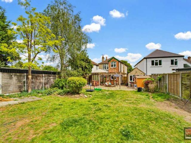 3 bed house for sale