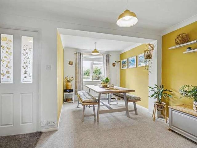3 bed house for sale