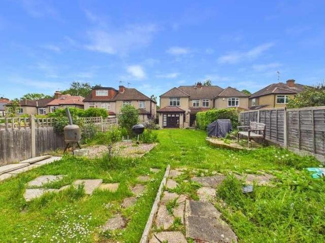 3 bed house for sale