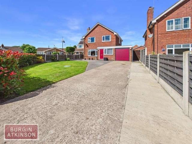 3 bed house for sale
