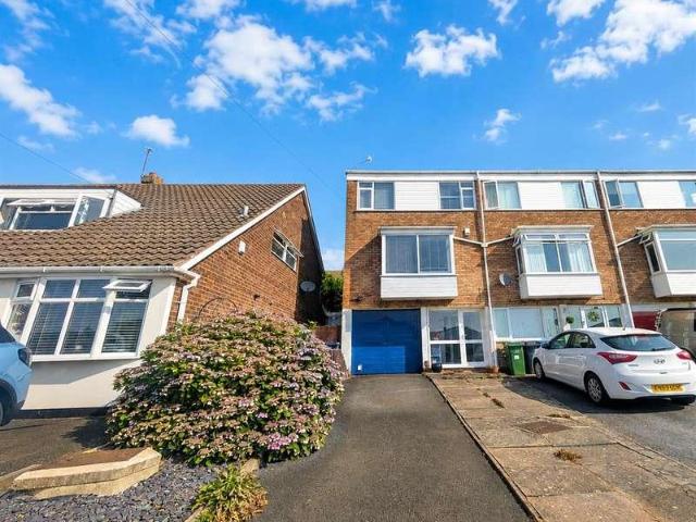 3 bed house for sale