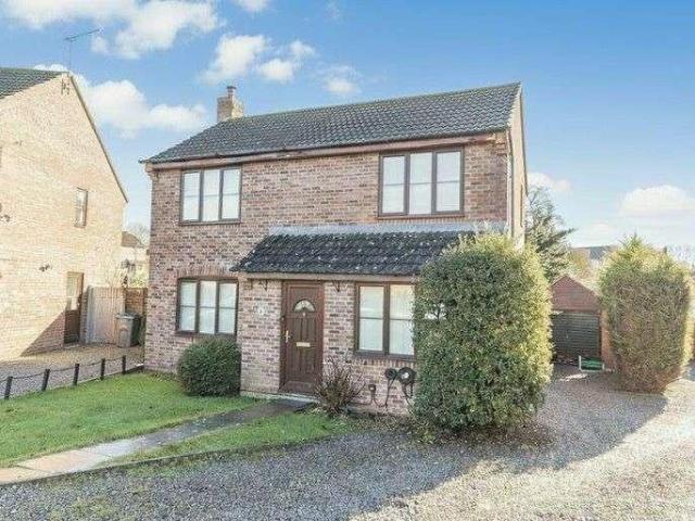 3 bed house for sale