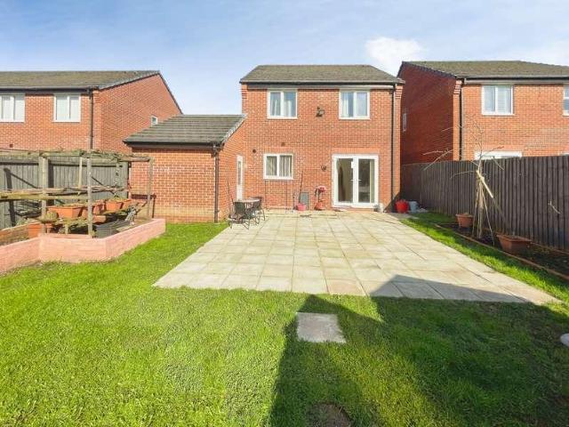 3 bed house for sale