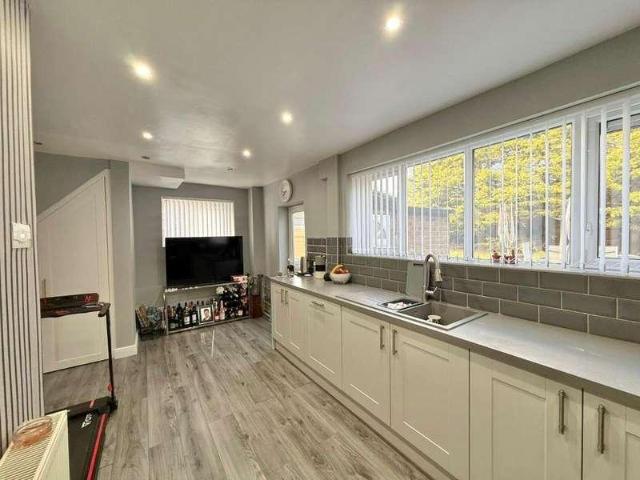 3 bed house for sale