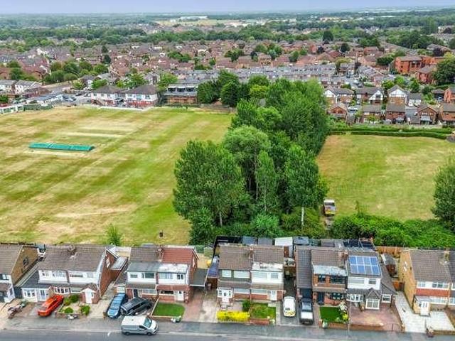 3 bed house for sale