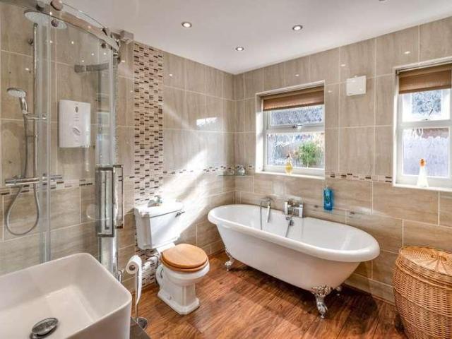 3 bed house for sale