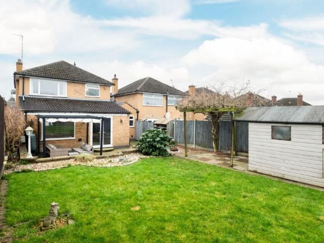 3 bed house for sale